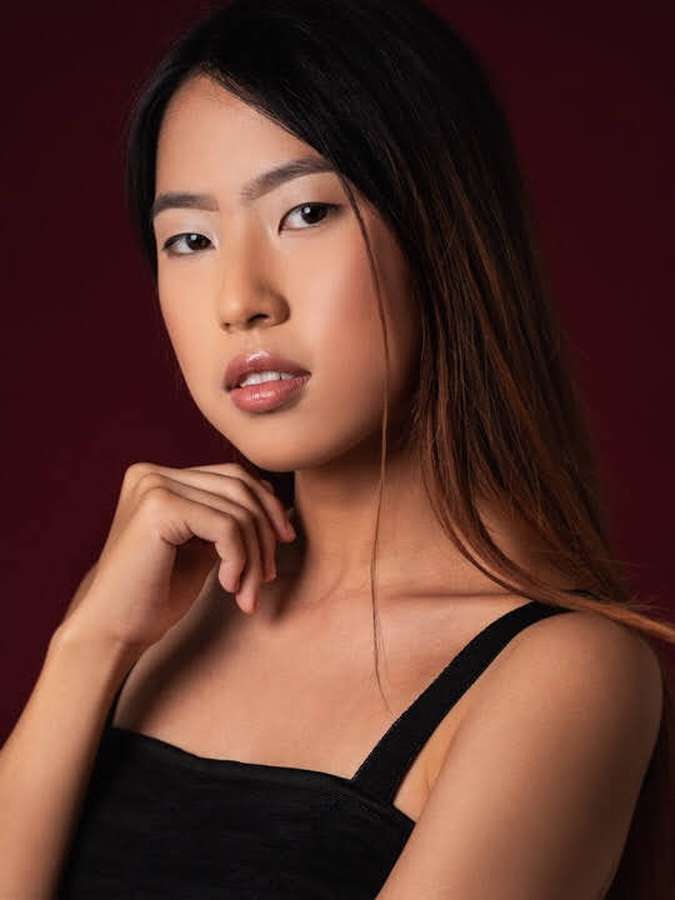 Sammie Kang - Model